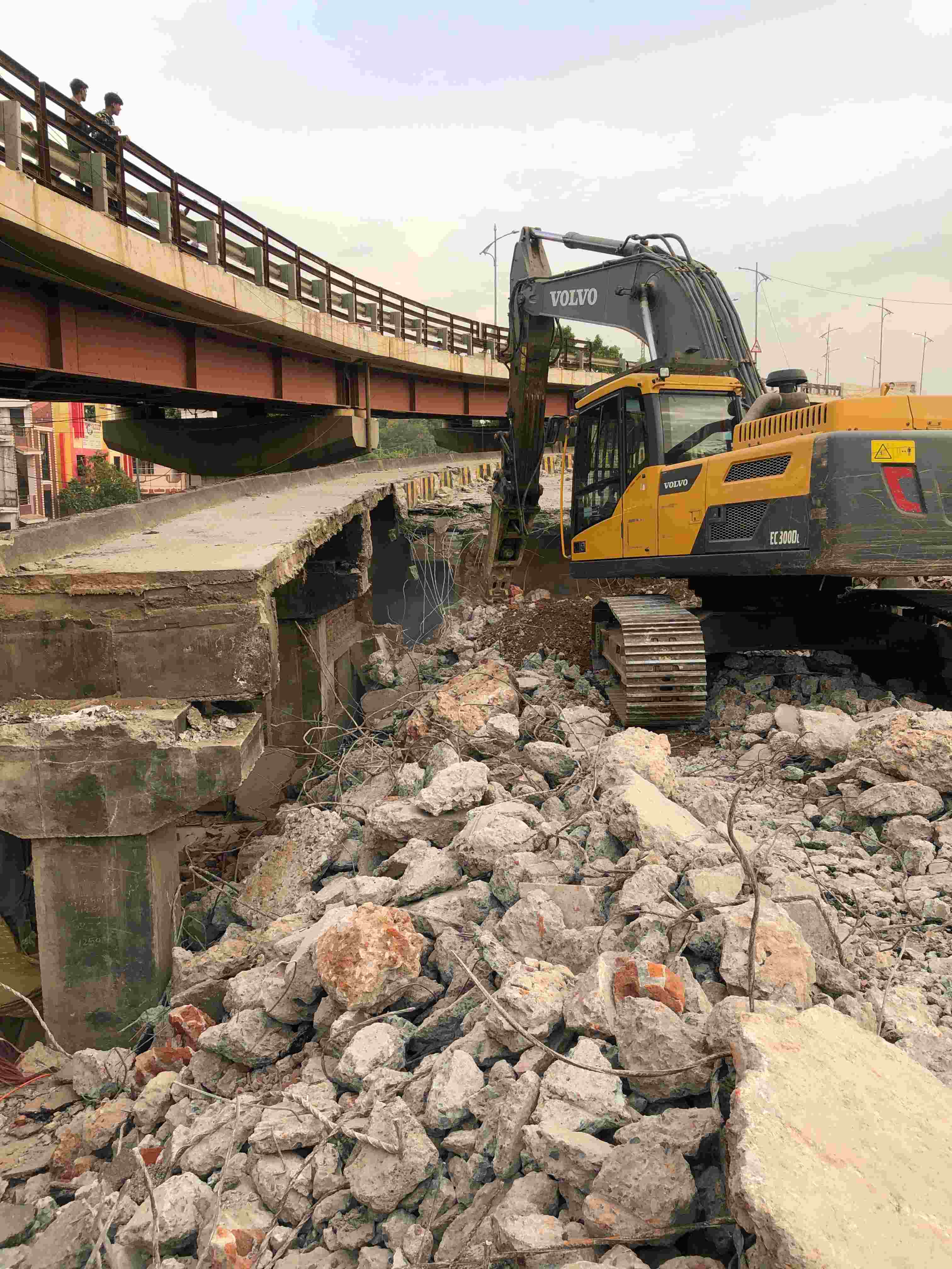 Concrete Breaking | Breaking Up Concrete | Matte Associates